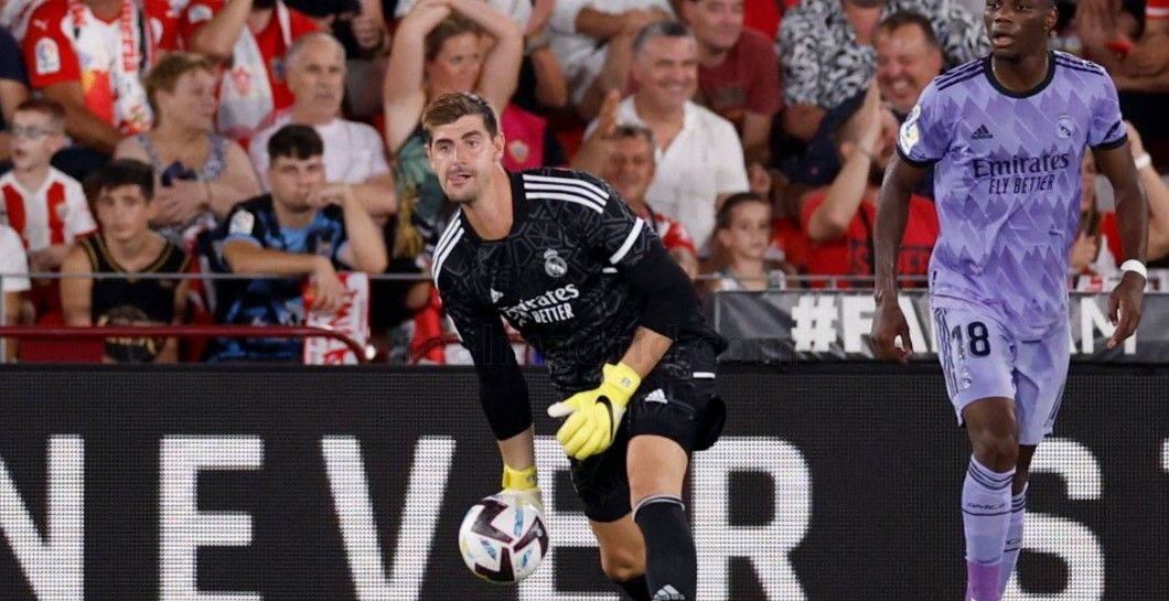Courtois brilla a pesar de gol temprano en el debut del Almería en Primera